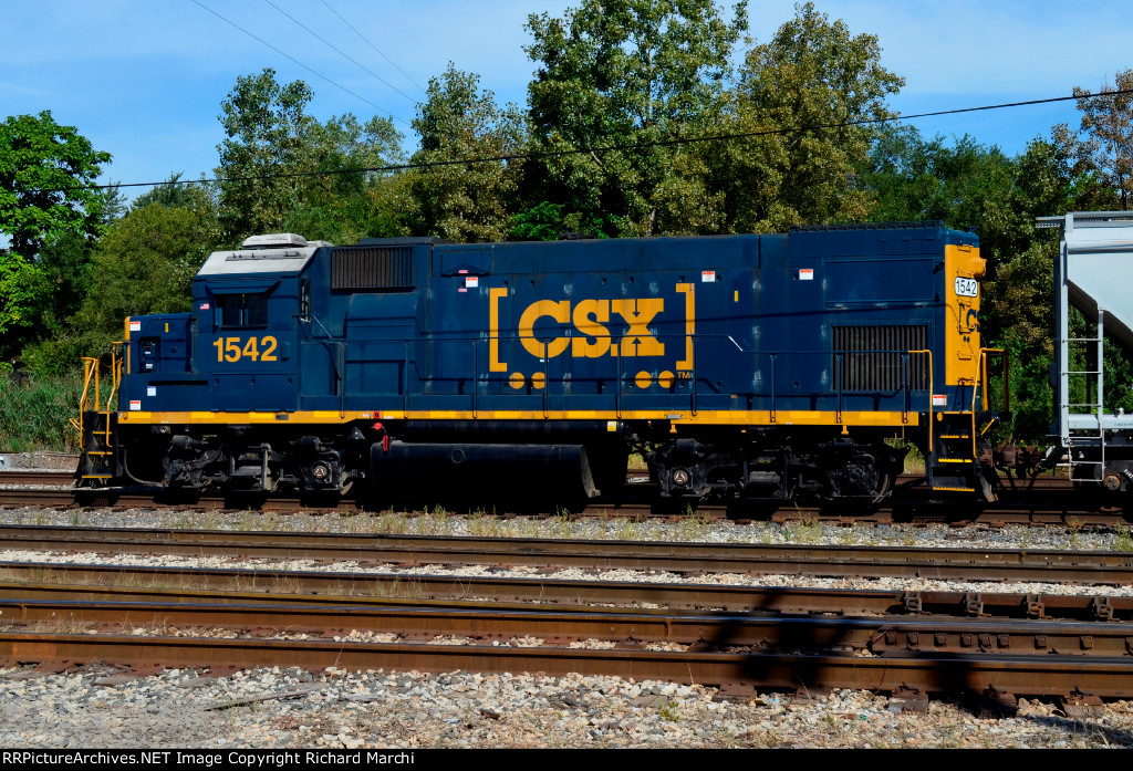 CSX 1542